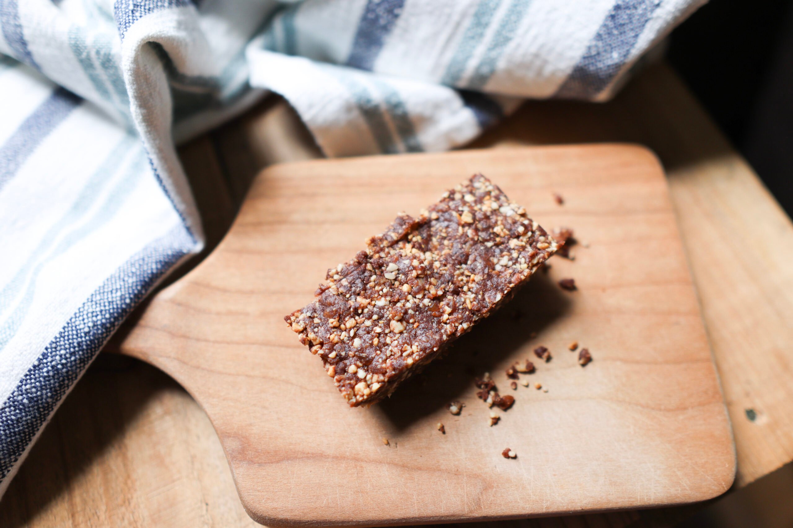 Easy Homemade Date Bars | Healthy No Bake Squares - The Rose Homestead