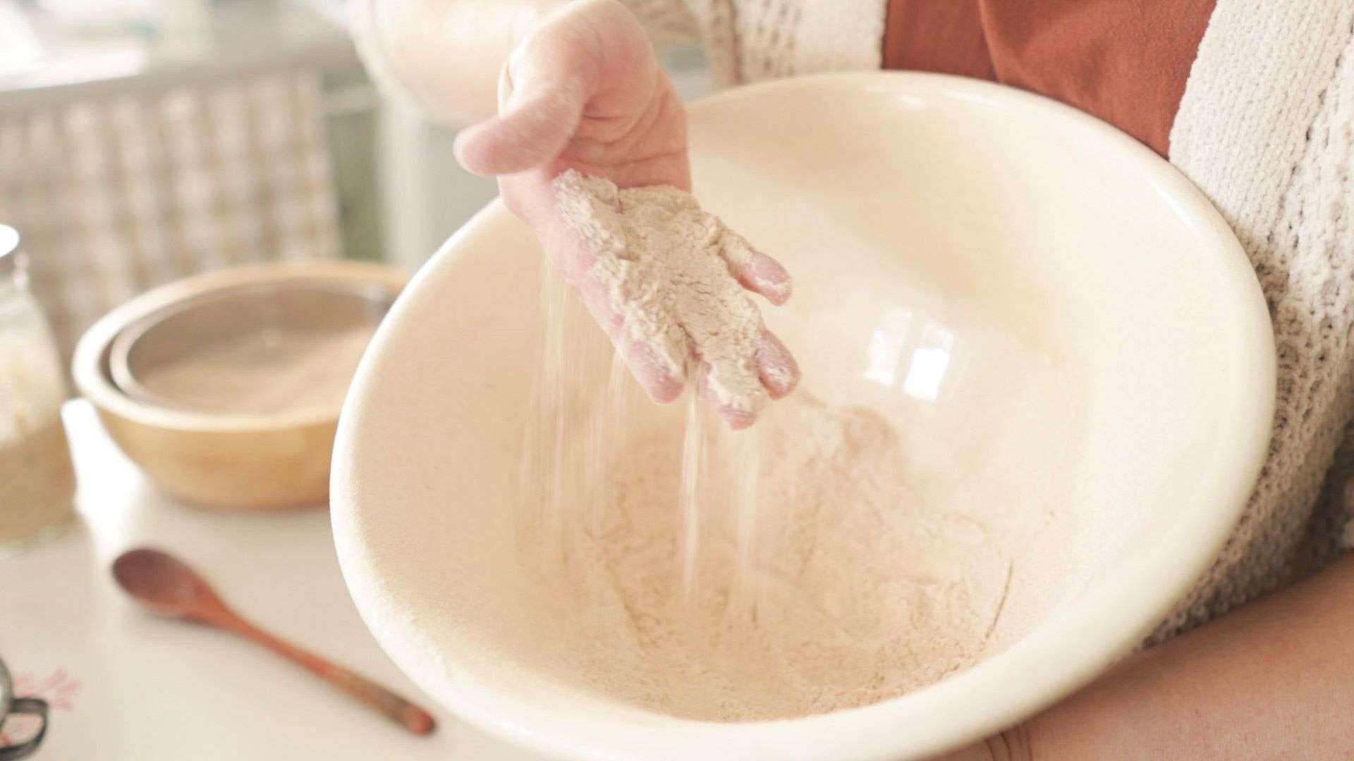 How to make All Purpose flour from Fresh Milled Flour - The Rose Homestead
