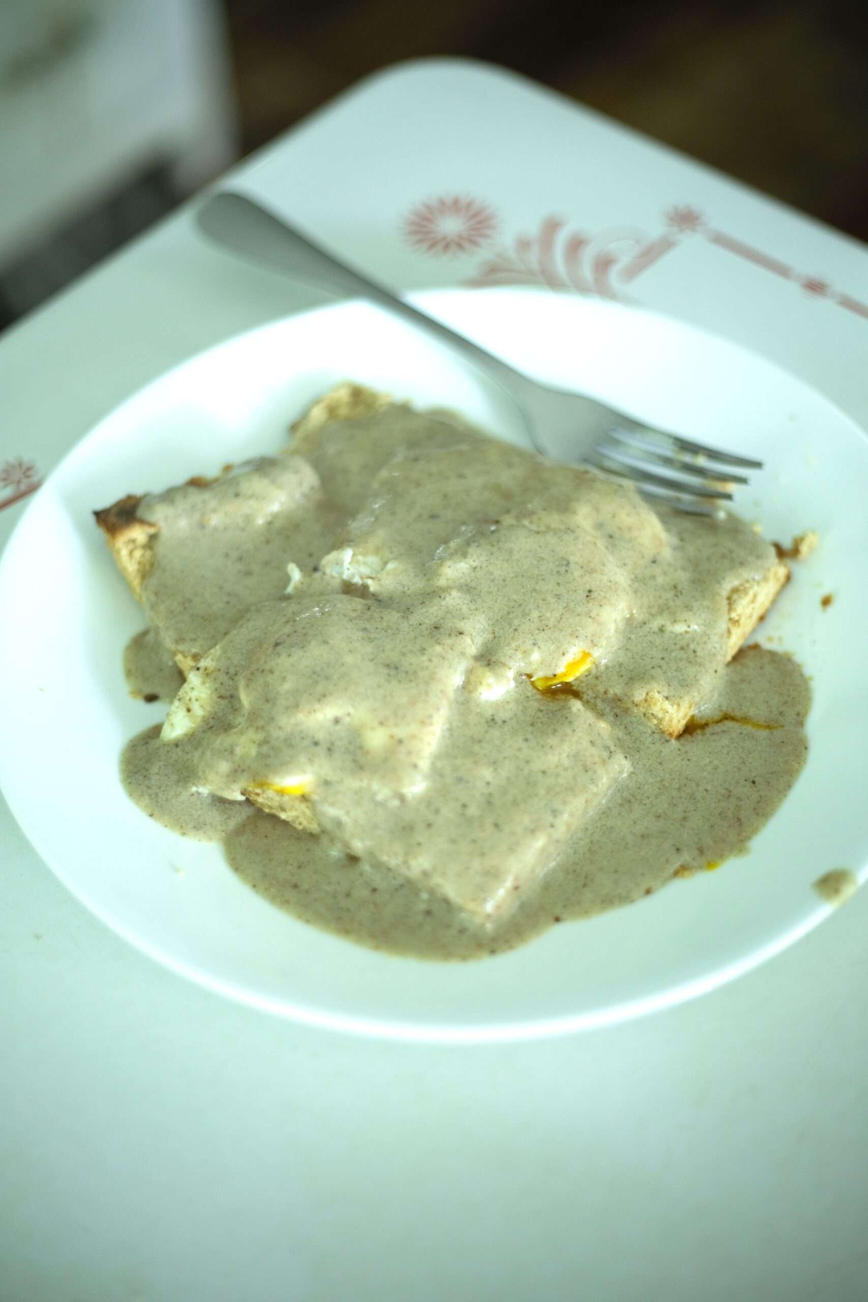 The Easiest Breakfast Gravy with Fresh Milled Flour - The Rose Homestead